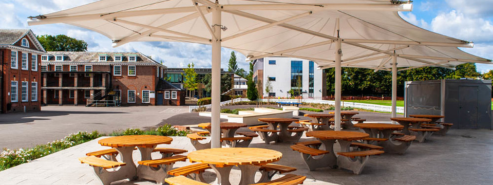 About Watford Grammar School for Boys in Watford WD18 7JF